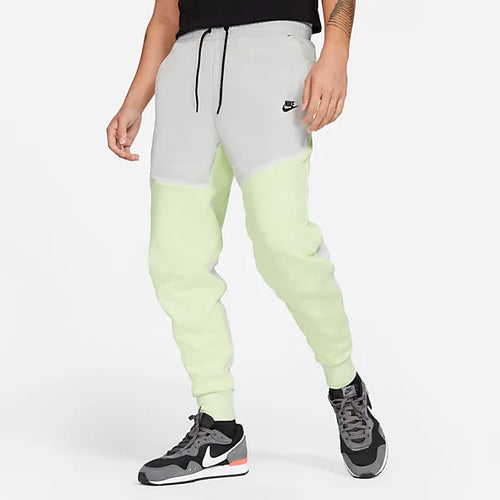 Nike Tech Fleece - 3rd Gen | No Sauce The Plug